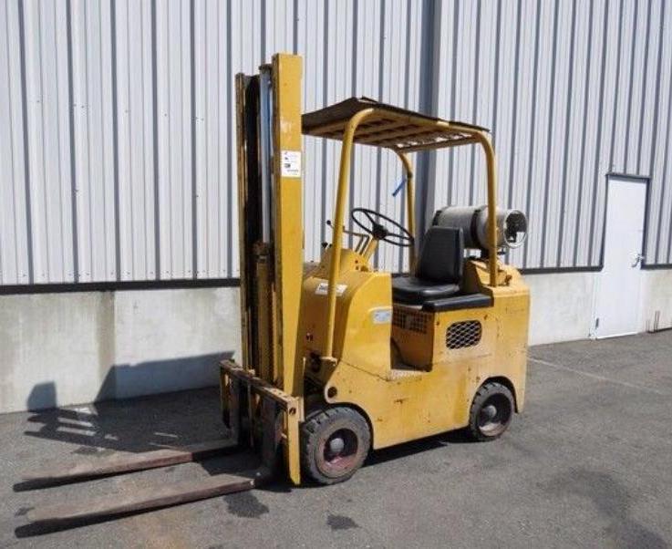 TOWMOTOR forklifts pictures and history