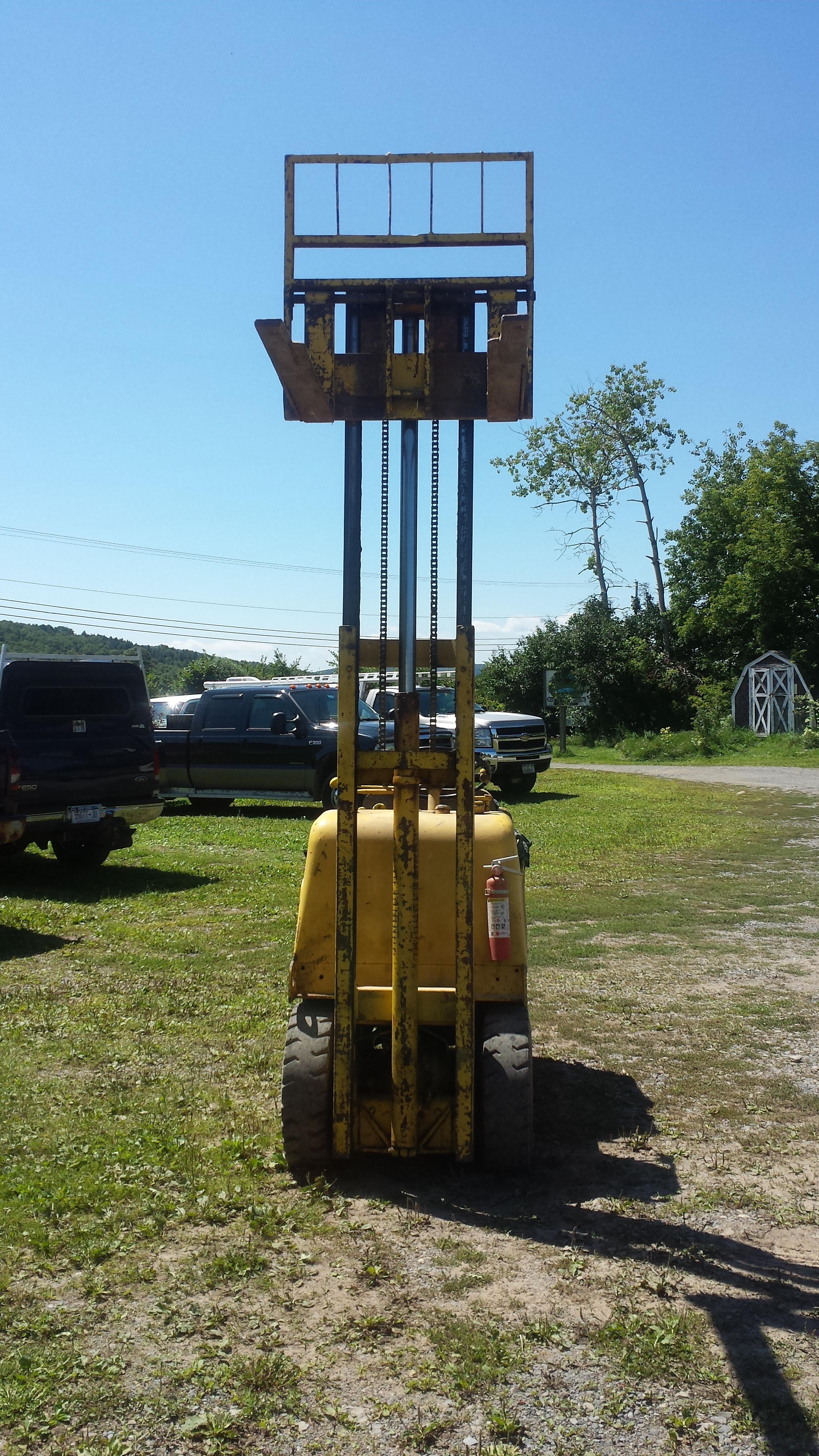 TOWMOTOR forklifts pictures and history