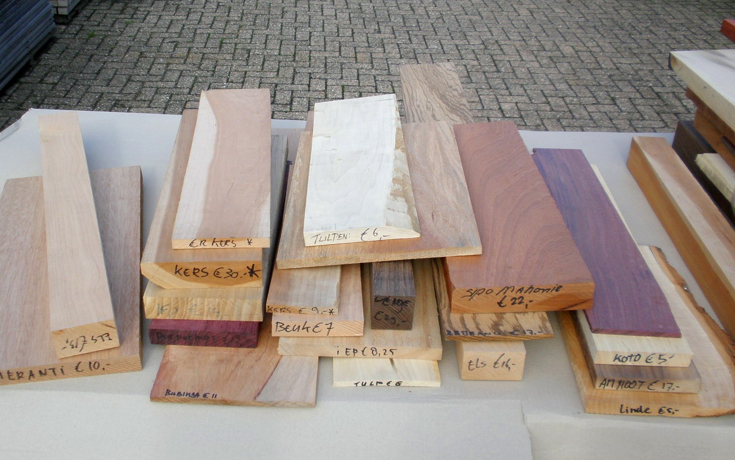 hout-knutselpakket: mooi hout voor een aangename prijs